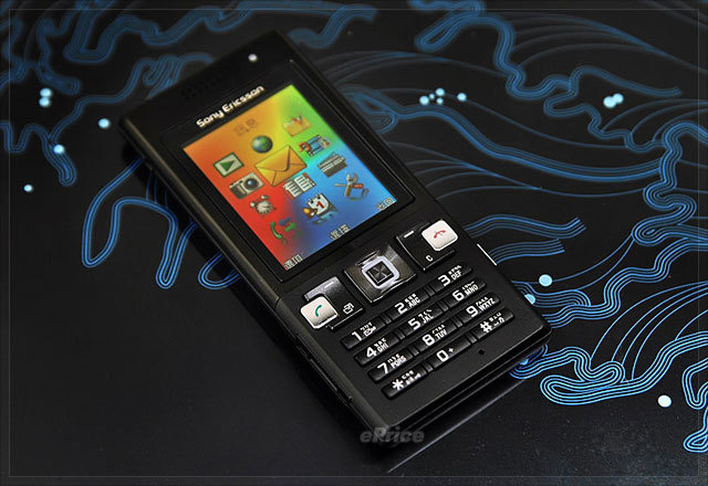 【寫真】再不來就要黑掉的 Sony Ericsson T700 全黑新色 (開箱、評價、規格) - 手機品牌新聞 | ePrice 比價王