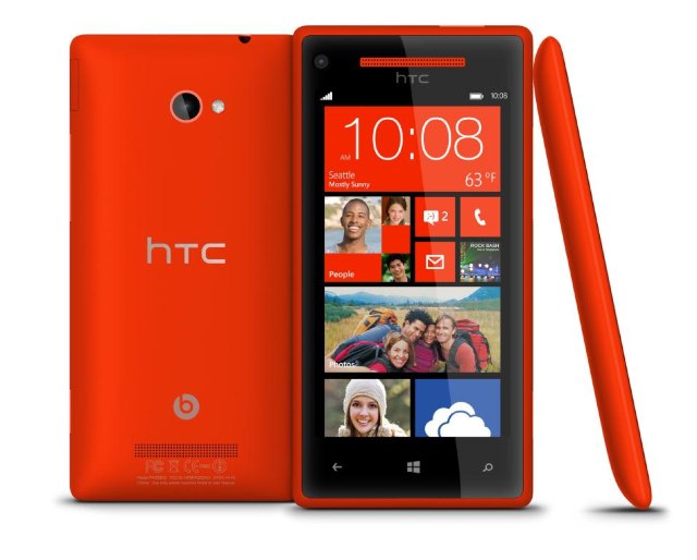 多彩 WP8 HTC 8X / 8S 發表：外型直擊 - 手機品牌新聞 | ePrice 比價王
